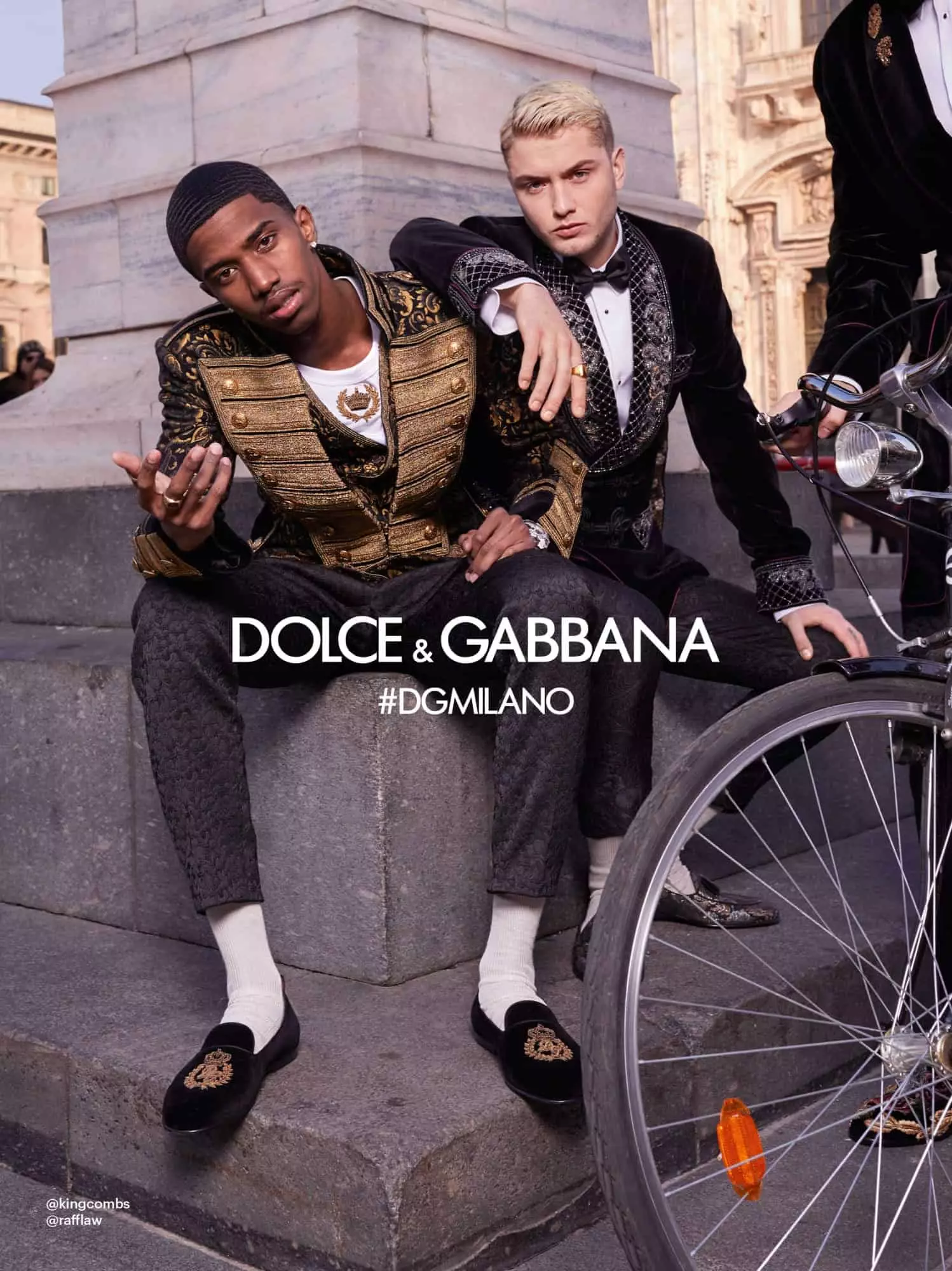 Ang Bag-ong Kampanya sa Dolce & Gabbana Nag-ulbo sa mga Seam Uban sa Mga Scion sa Mga Celebrity 30800_2