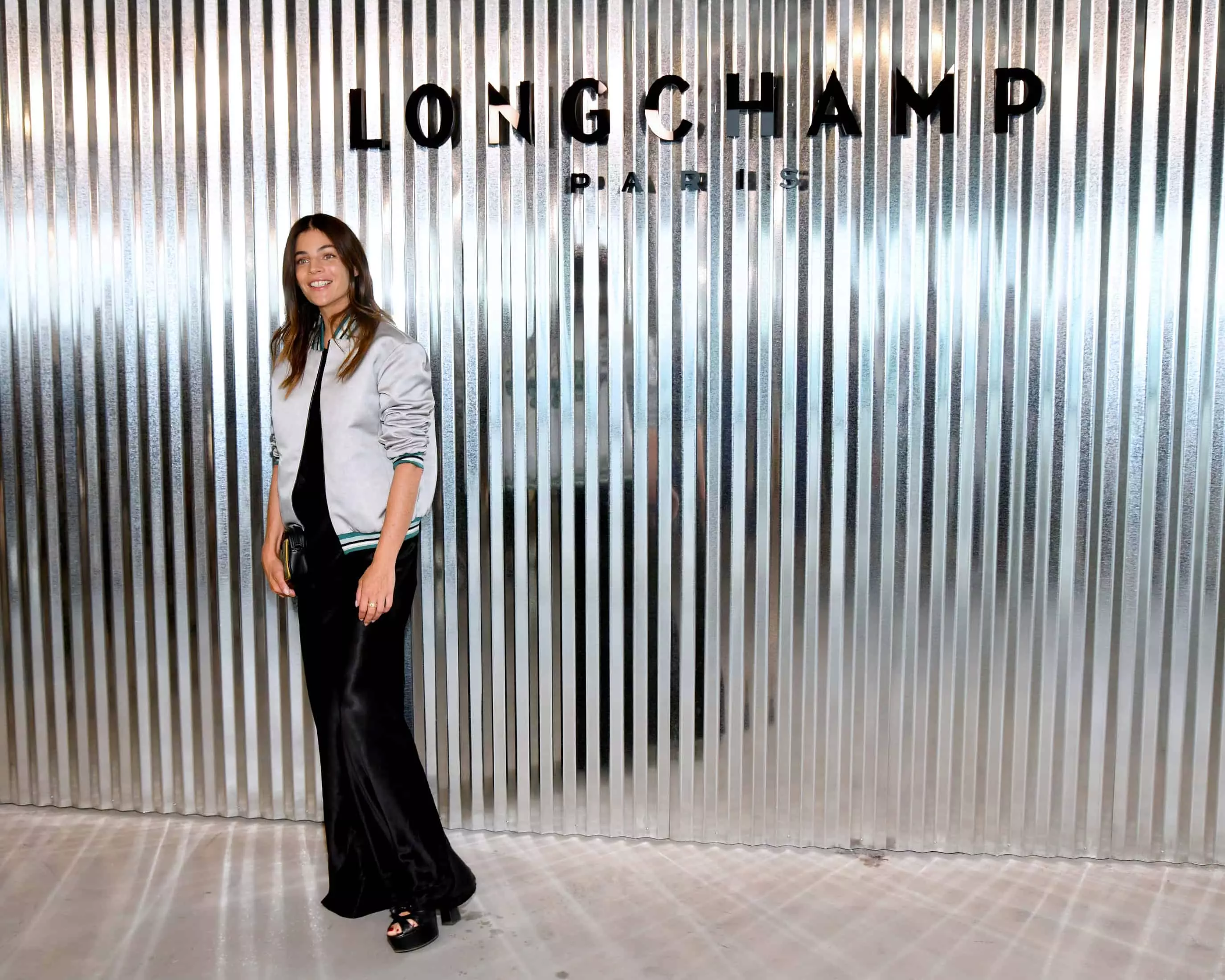 Longchamp מתברר עם מופע 70 שנה עטור כוכבים ב-NYFW 30988_17