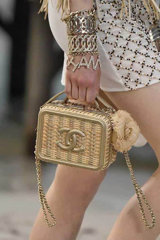 Chanel از RealReal شکایت می کند، Dior Fêtes Gala International Guggenheim 30990_3