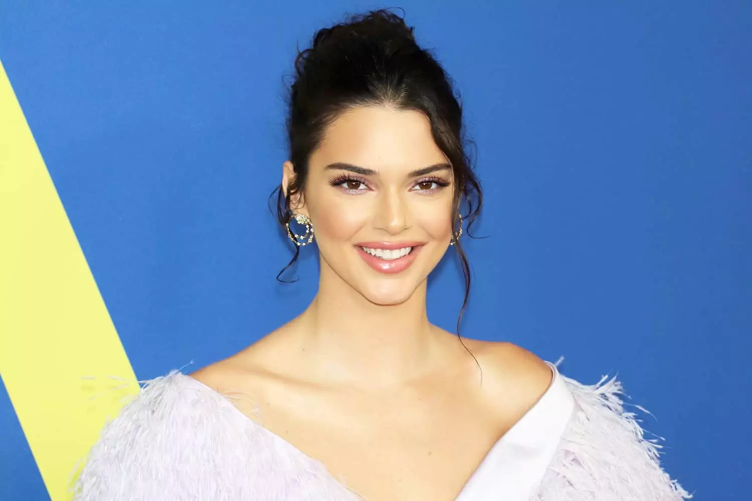 Kendall Jenner ønsker å gjøre for tenner Hva Kylie gjorde for leppene