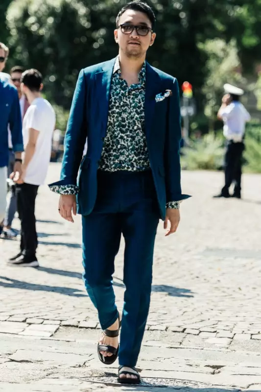 16 Street Style Inaonekana Kutoka kwa Pitti Uomo 31530_2