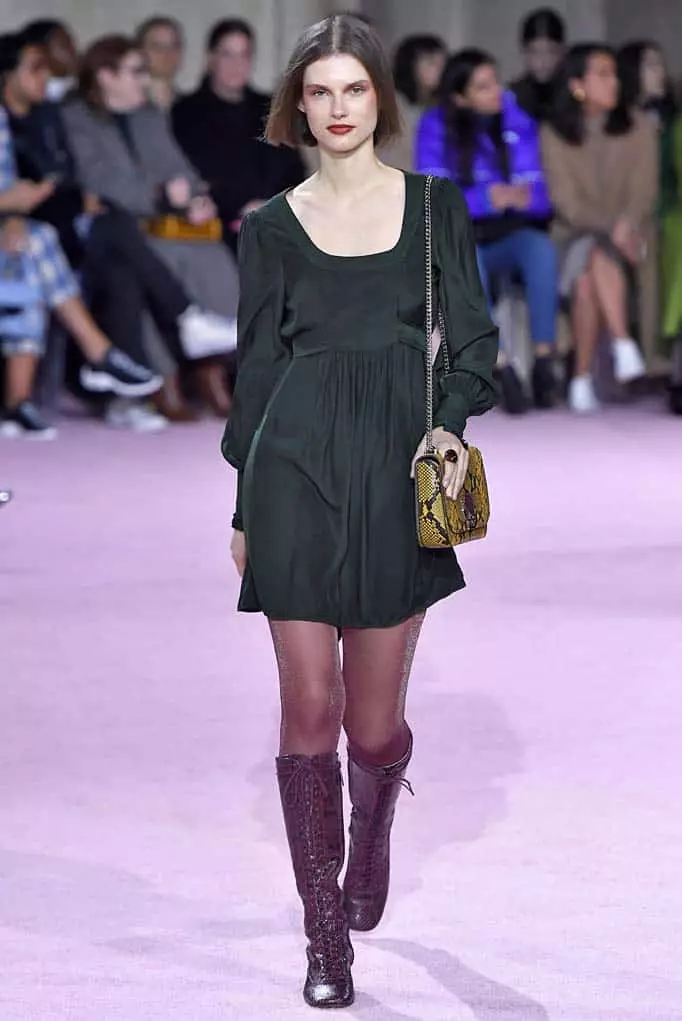 Nicola Glass Trafas Ŝian Paŝon Kun Triumfa Dua Runway Show por Kate Spade 31885_4