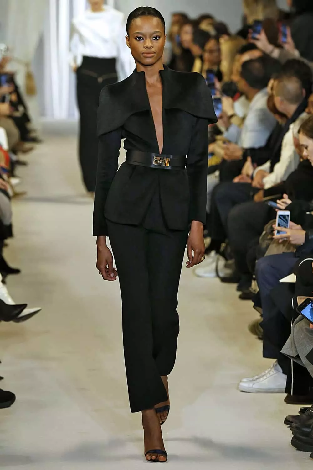 Brandon Maxwell se elegante en emosionele herfs-2019-modeskou 31901_12