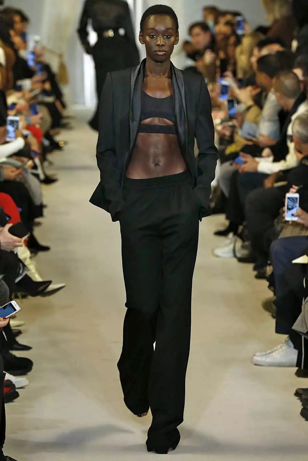 Brandon Maxwell's elegante en emotionele modeshow herfst 2019 31901_2