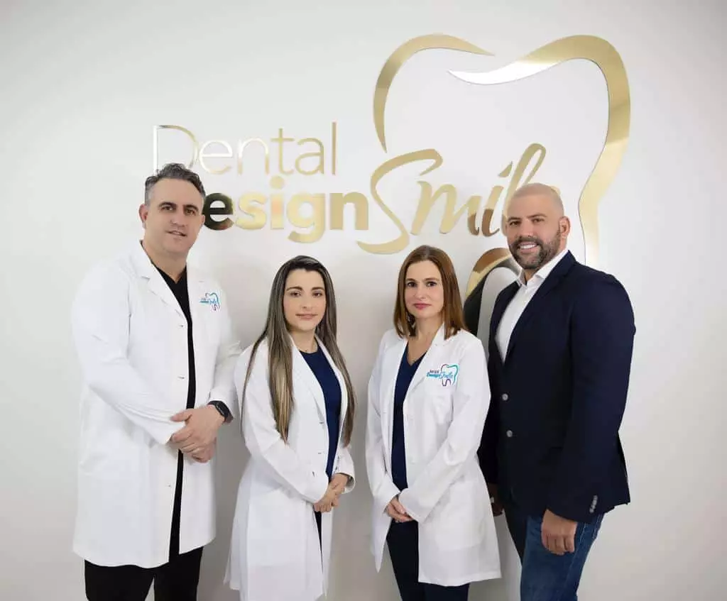 Entdeckt Firwat Leit uechter d'Land flocken op Dental Design Smile Fir All Hir Zänn Bedierfnesser 3196_1