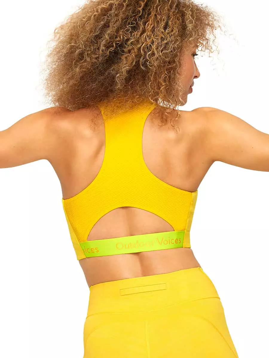 Editor’s Pick: Outdoor Voices’ Tech leggings and σουτιέν σε Sunshine Yellow 32785_5