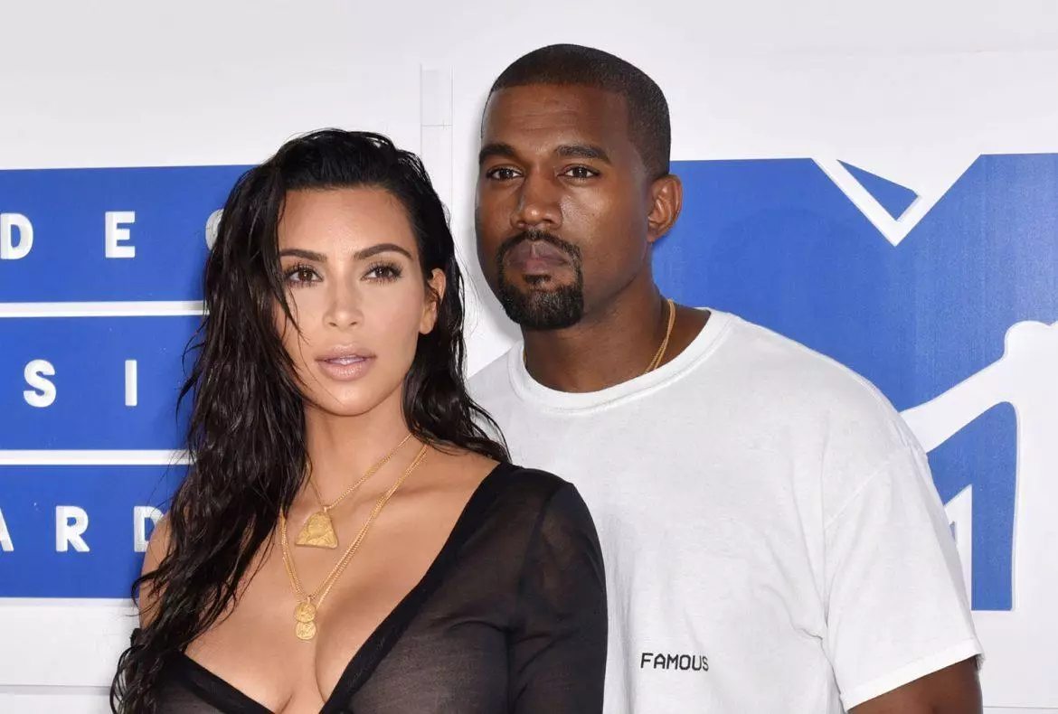 Kim Kardashian West defiende el estado mental de Kanye 33975_1