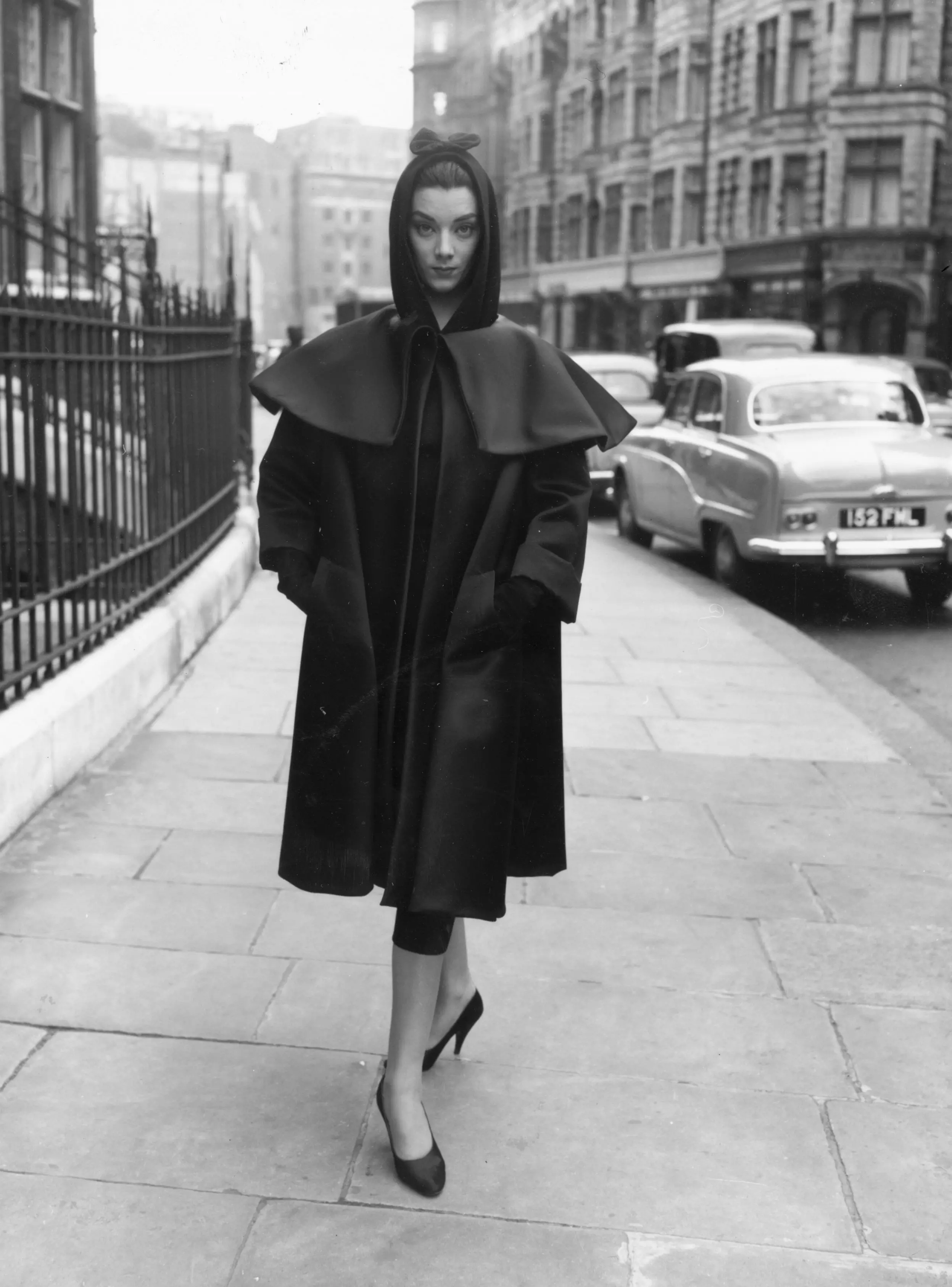 Balenciaga Retrospektif Datang ke London's Victoria & Albert pada bulan Mei 33996_1