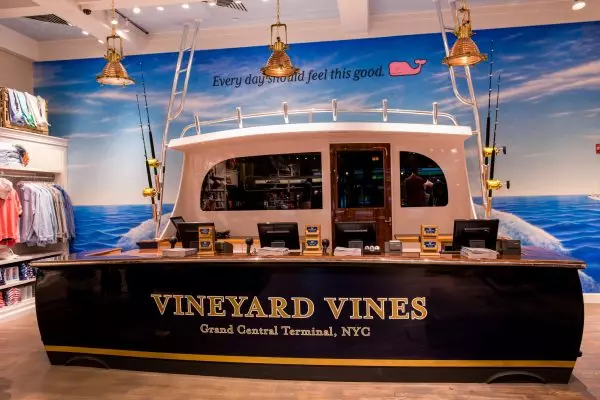 vineyard-vines-grand-central-store_jason-gardner-photoography-1