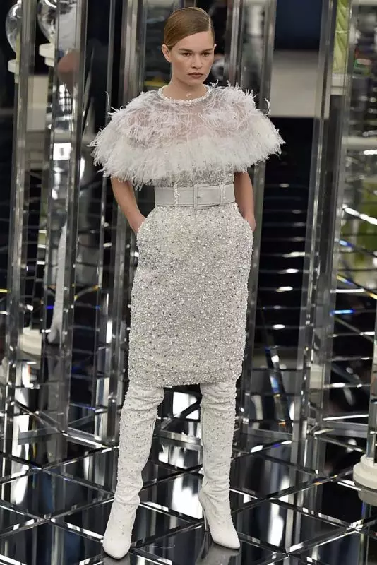 Chanel Haute Couture 2017 bahorida aks ettirish 34013_11