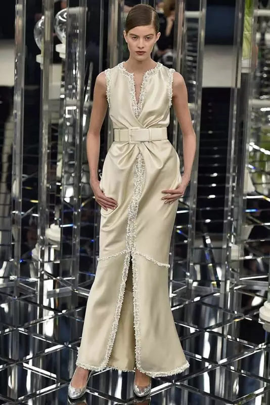 Refleksioner ved Chanel Haute Couture forår 2017 34013_23