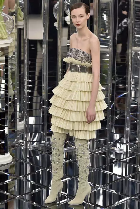Odrazy na Chanel Haute Couture Spring 2017 34013_36