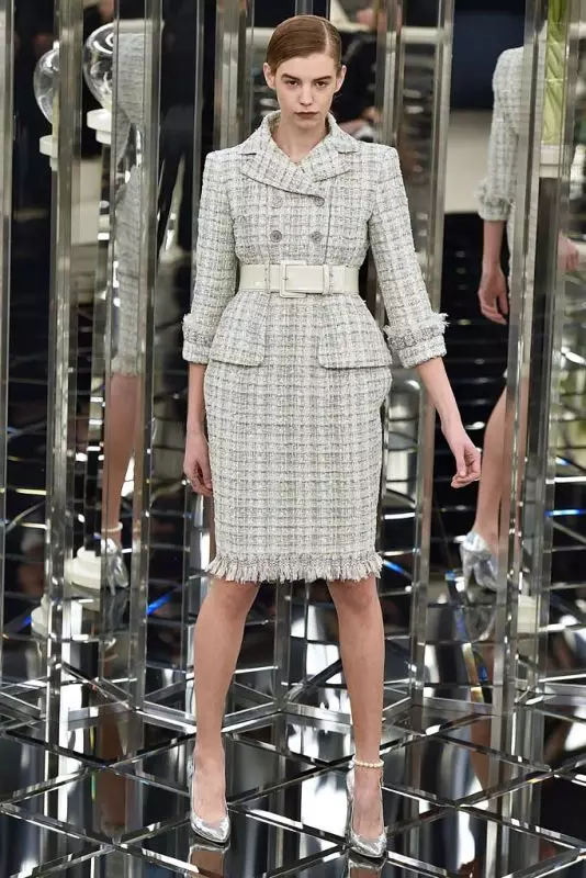 2017 жылғы Chanel жоғары сән-салтанат көктеміндегі рефлексиялар 34013_53