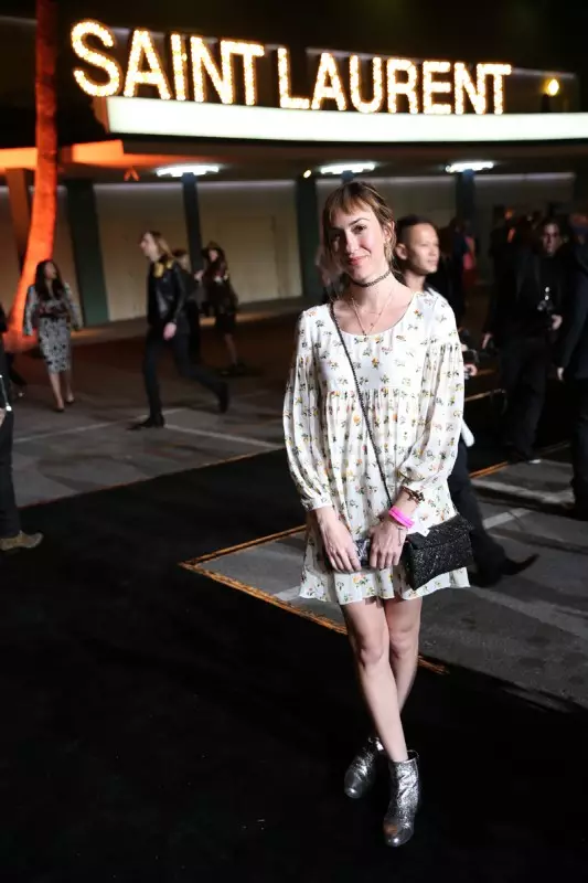 La Star-Studded Front Row de Hedi Slimane ĉe Saint Laurent 34497_18