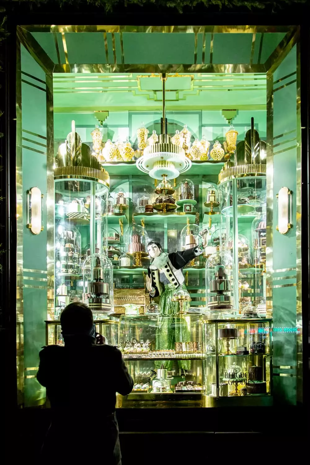 „Bergdorf Goodman“ saldainiais dengti šventiniai langai suteiks jums gyvybę 34986_5