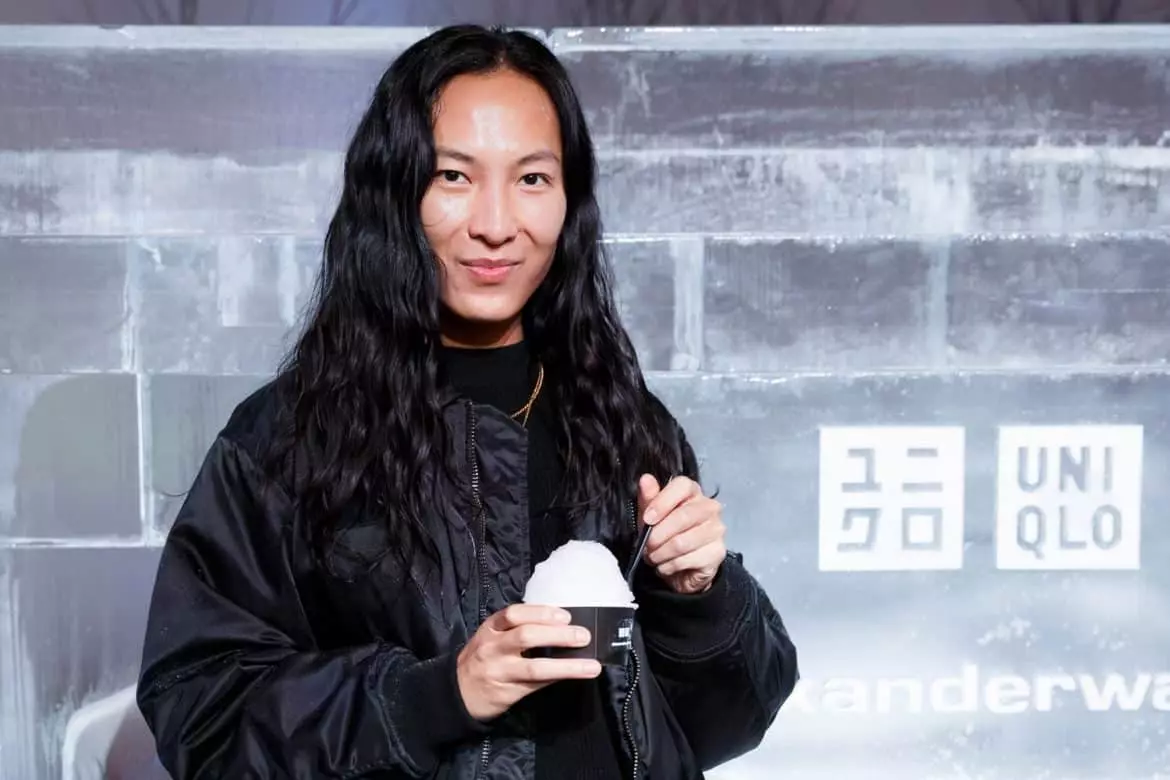 Ole Fa'aputuga a Alexander Wang mo Uniqlo ua i'u ina iinei