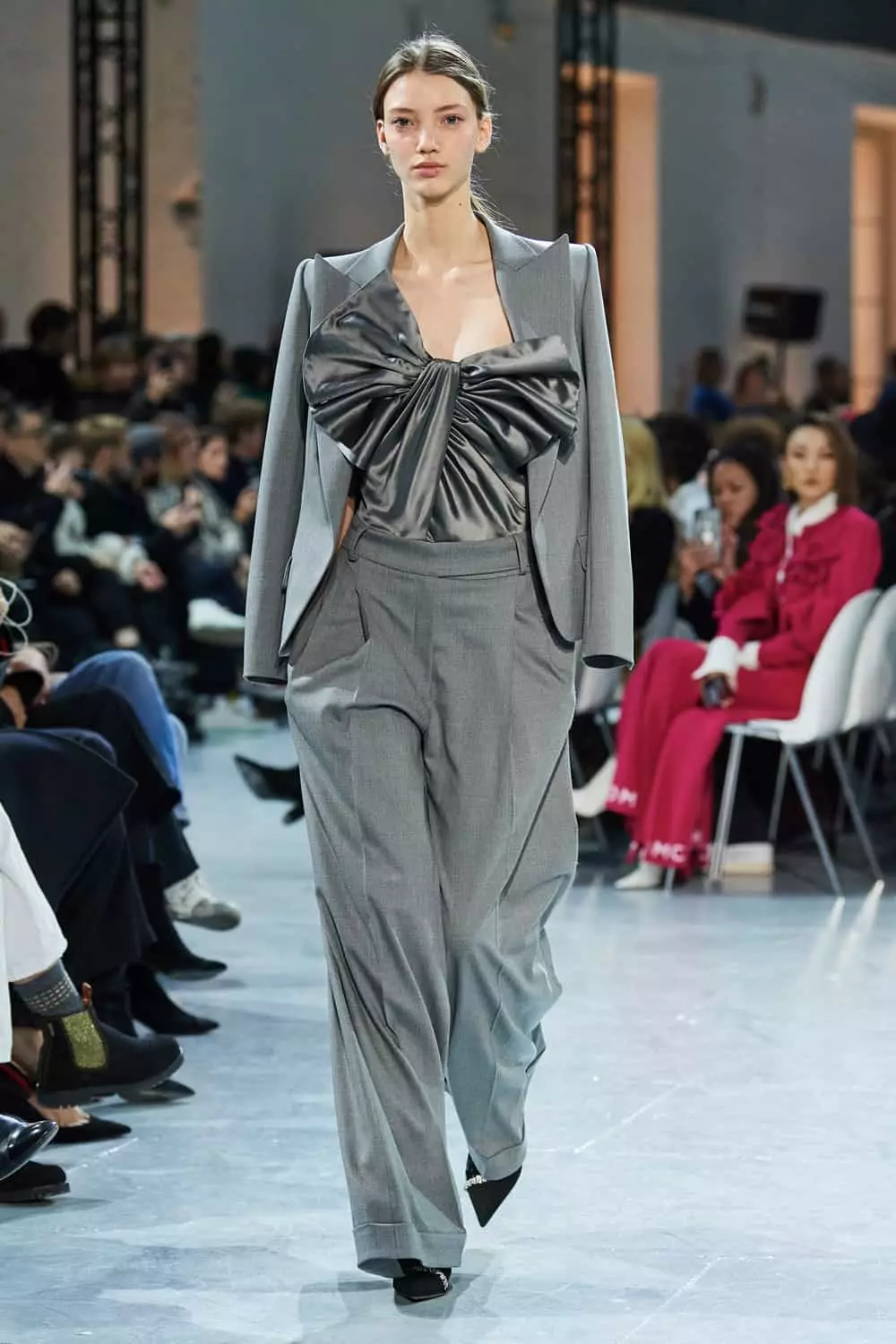 Bukana ea buka ea Sofia Achaval's Spring 2020 Couture: Letsatsi la 2 35188_17