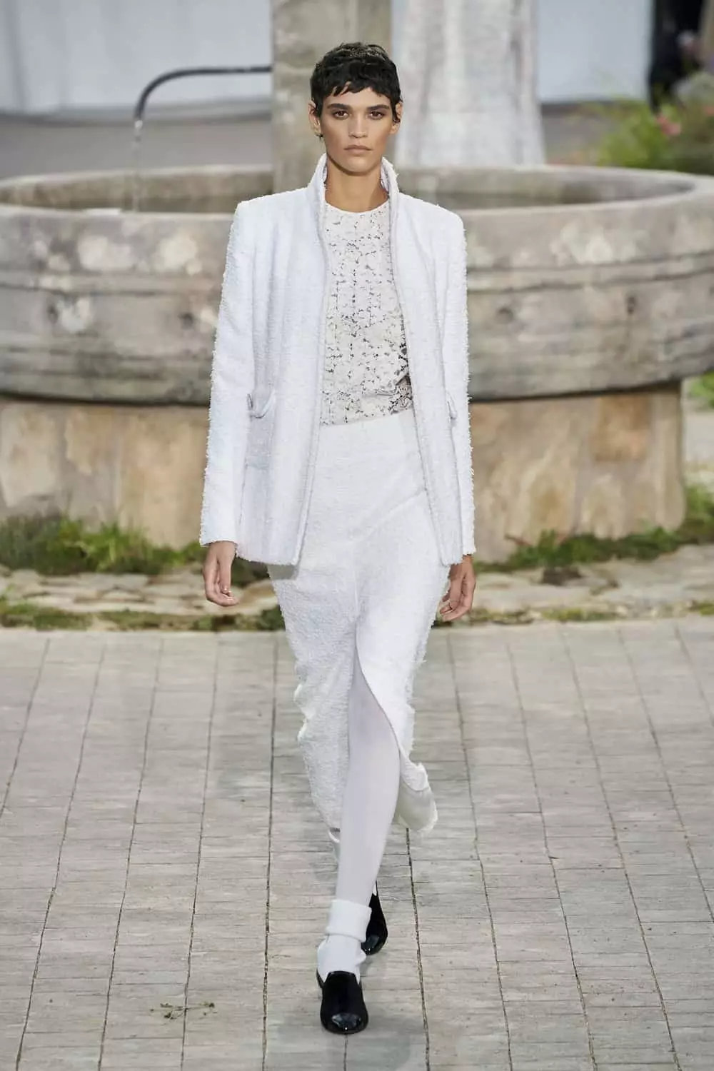 Bukana ea buka ea Sofia Achaval's Spring 2020 Couture: Letsatsi la 2 35188_6