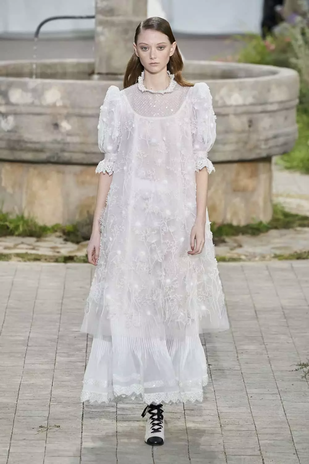Bukana ea buka ea Sofia Achaval's Spring 2020 Couture: Letsatsi la 2 35188_7