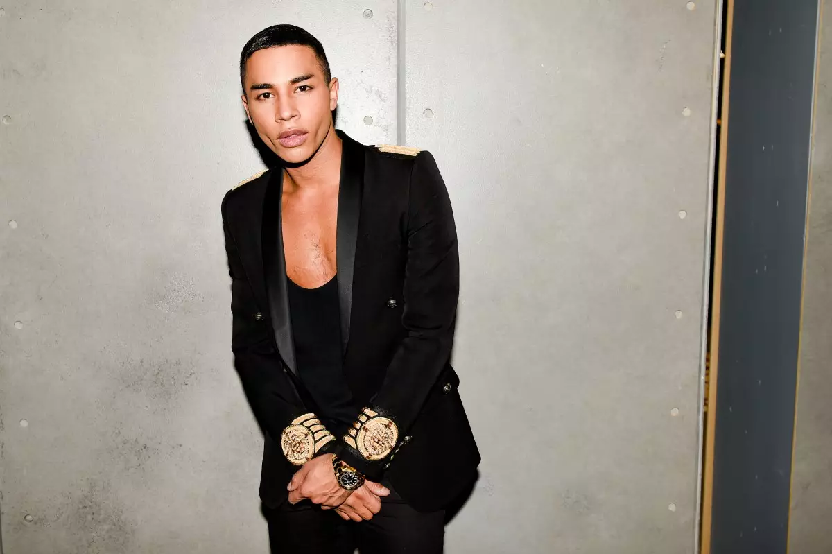 Tudo sobre Balmain para H & M… Plus! Assistir o show inteiro 35428_3