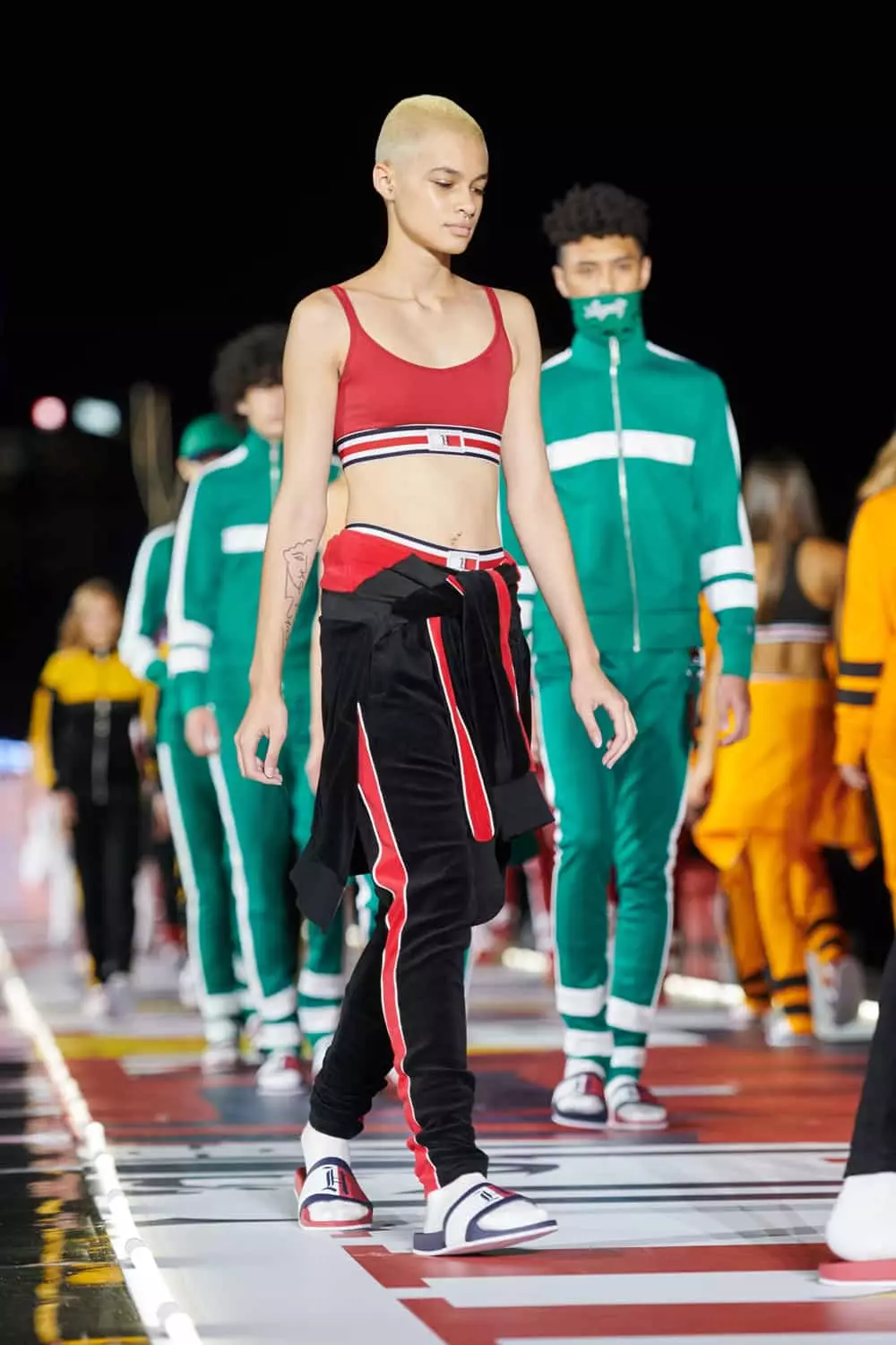 Tommy Hilfiger Moda Ayını Başlatmak İçin Şanghay'a Gitti 36150_12