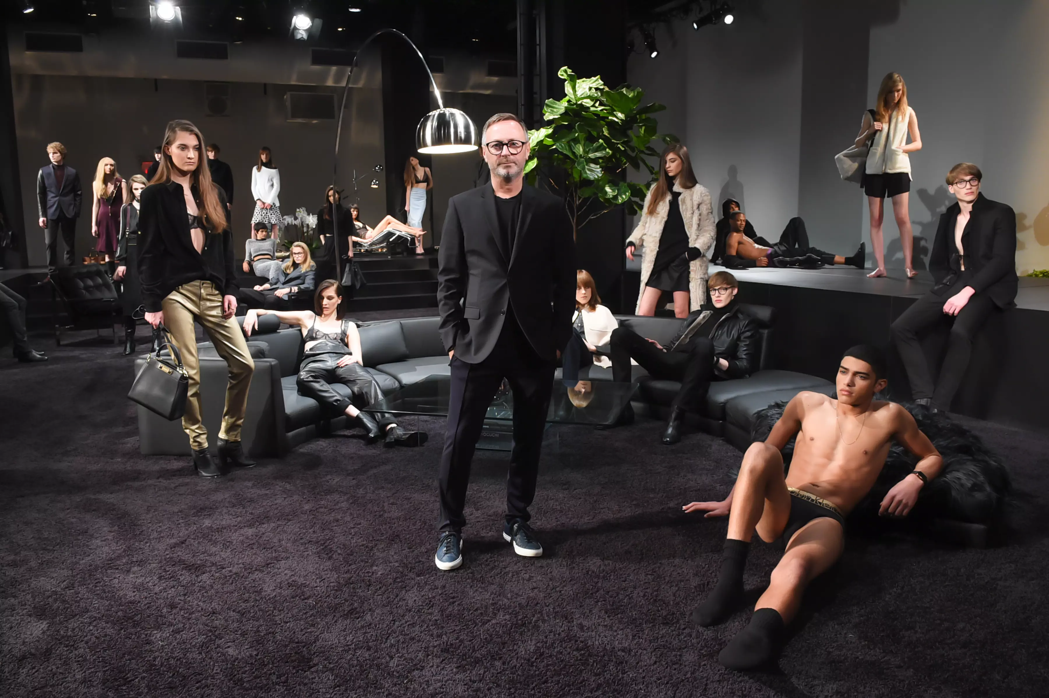 Calvin Klein Ji bo Payîzê 2015 Saetê Vedigerîne