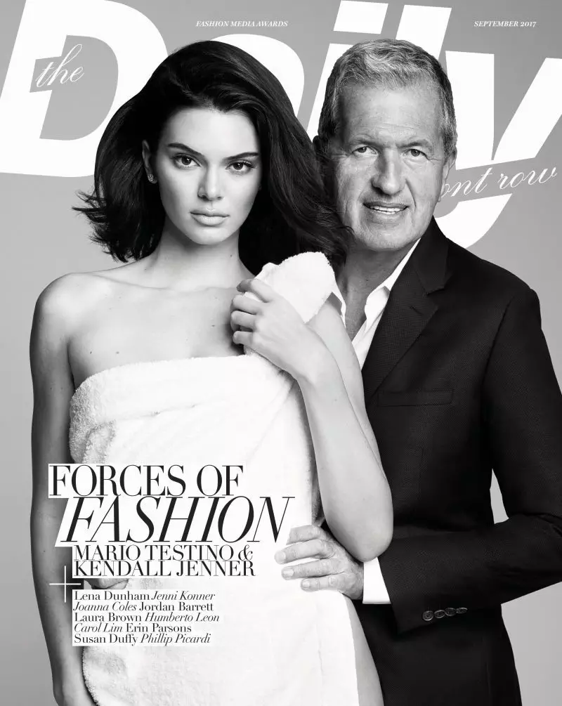 Kendall Jenner iyo Mario Testino ayaa daboolaya Arrinta Abaalmarinnada Warbaahinta Dharka ee Safka Hore ee Daily Front! 36740_1