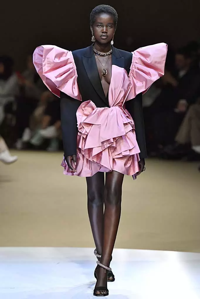 10 найкращих колекцій Тижня моди в Парижі 36747_9