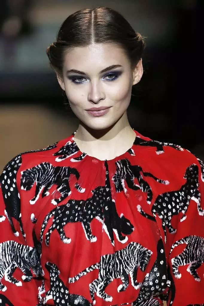 Grace Elizabeth otworzyła Chanel i Slayed Miesiąc Mody z Nowego Jorku do Paryża 36748_10