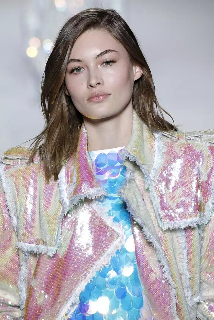 Grace Elizabeth va obrir Chanel i va matar el Mes de la Moda de Nova York a París 36748_49