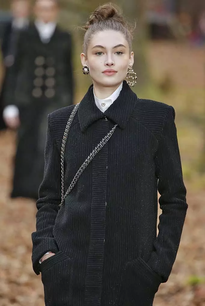 Grace Elizabeth otworzyła Chanel i Slayed Miesiąc Mody z Nowego Jorku do Paryża 36748_58