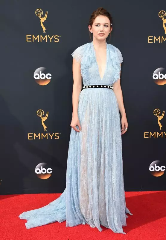 Merle Ginsberg weaget yn op 'e Emmys' Red Carpet Fashion 3679_26