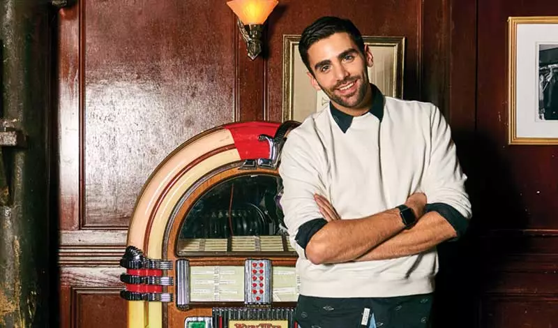 Câștigător FMA: Phillip Picardi de la TeenVogue.com, marca media a anului