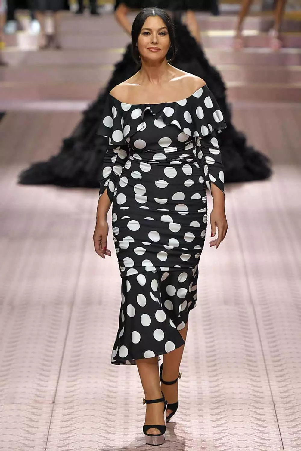 Isabella Rossellini muutis Dolce & Gabbana Runway perekondlikuks sündmuseks 37134_3