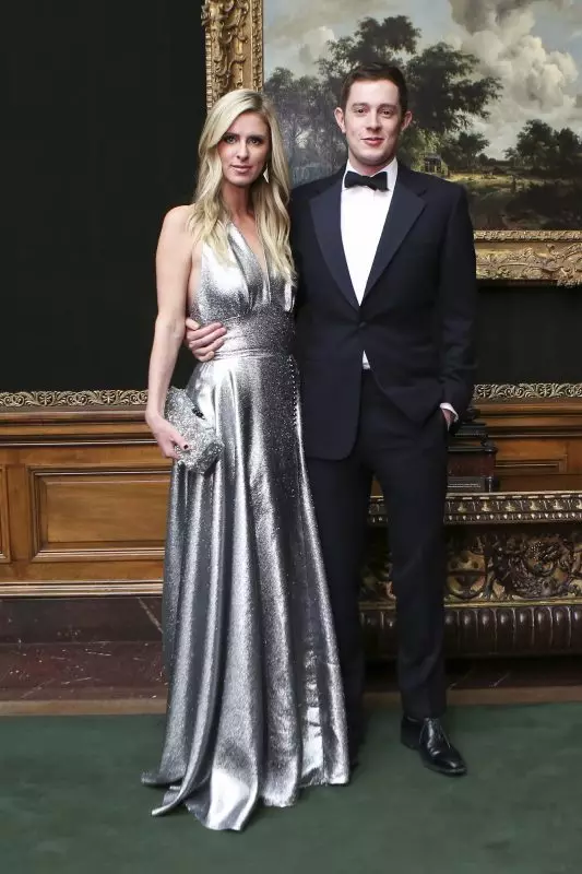 Visi žvilgsniai iš „The Frick Young Fellows Ball 2017“ su Carolina Herrera 37149_8