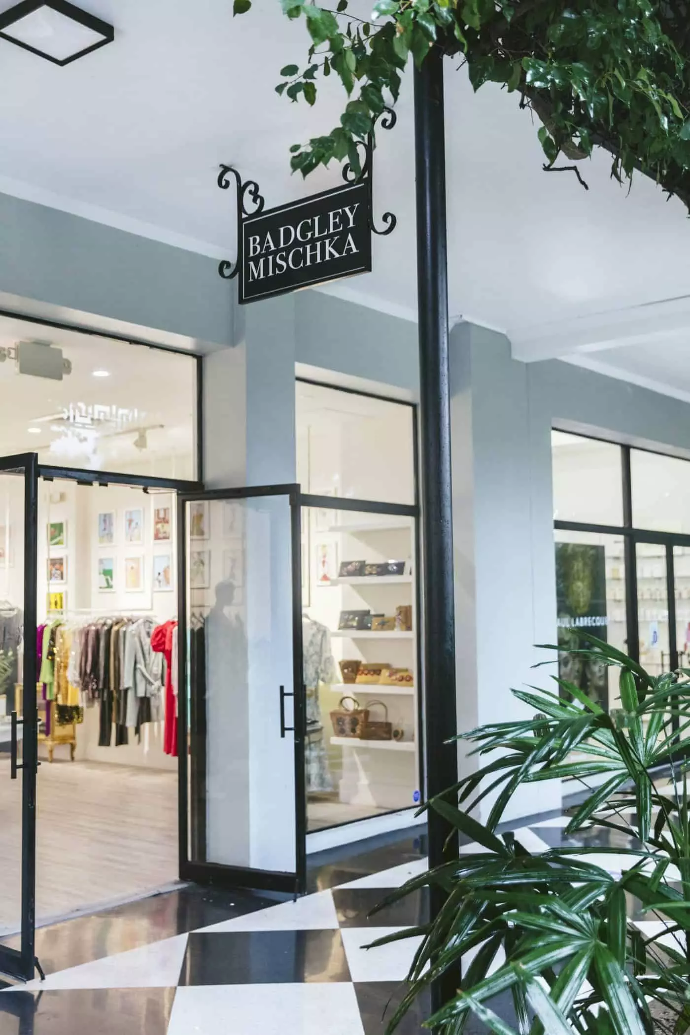 Badgley Mischka's Gorgeous New Palm Beach Store ඇතුලත බලන්න 3762_18