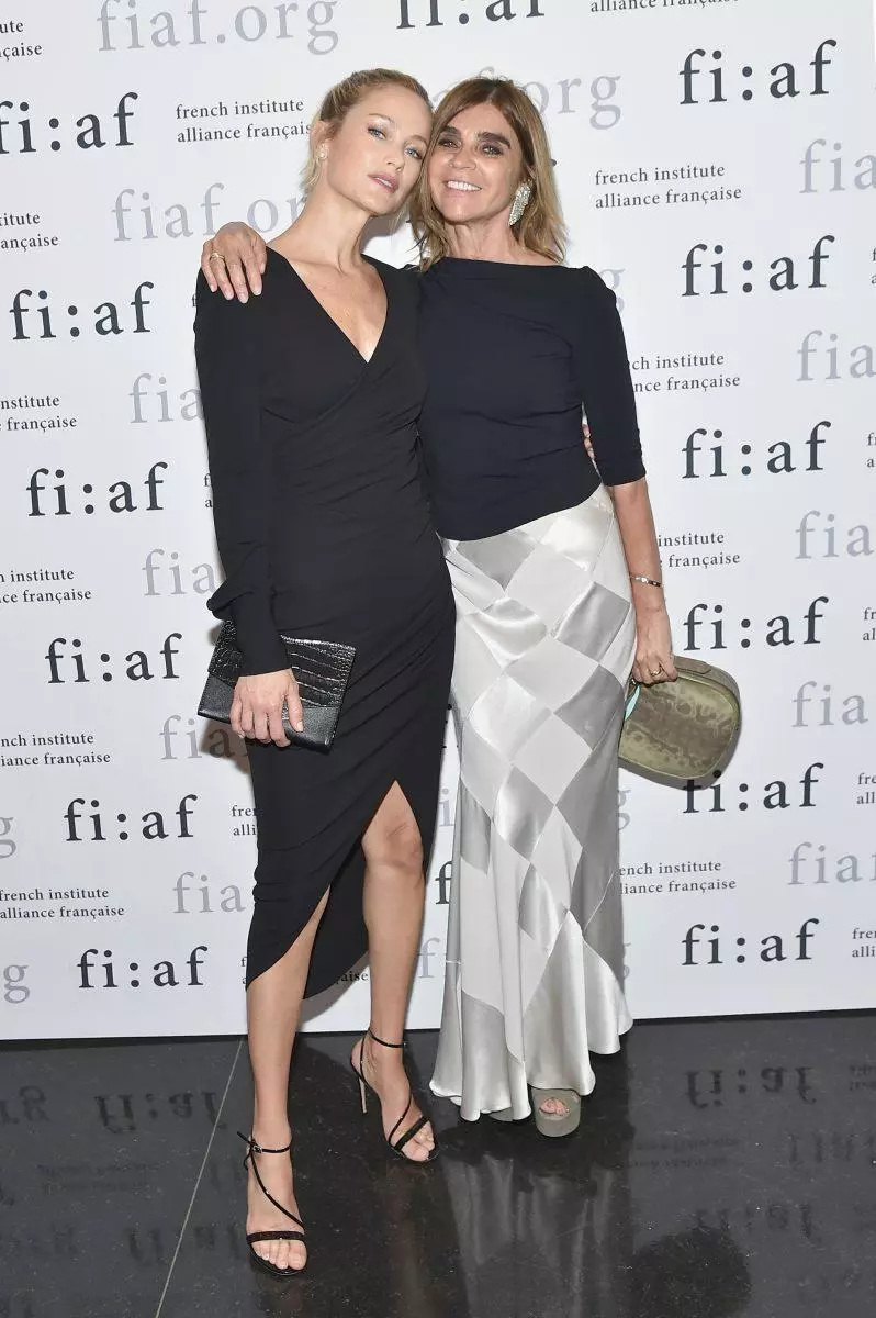 Carine Roitfeld Fa'amamaluina ile FIAF Art de Vivre Award 37936_2