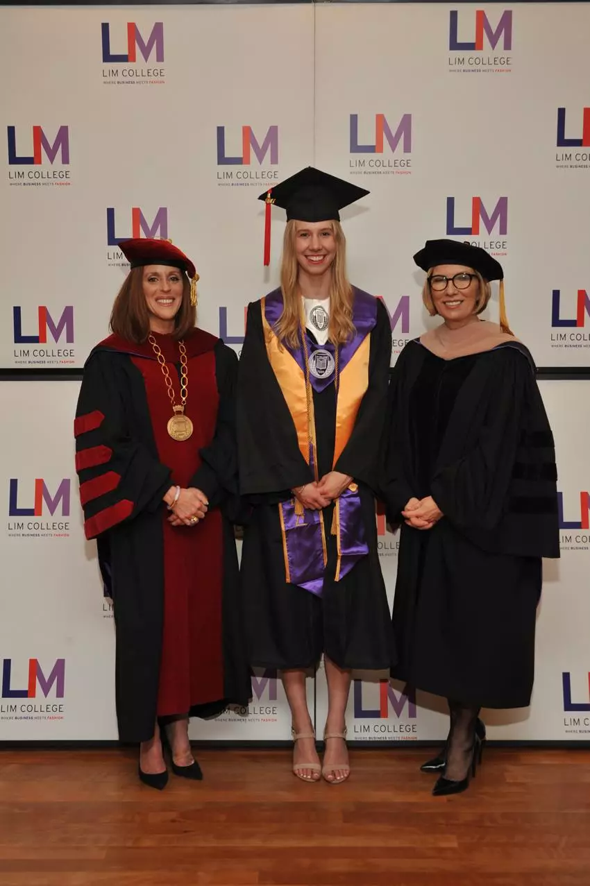 D'Liz Rodbell vum Lord & Taylor gëtt Keynote Speech um LIM College Commencement 38018_1
