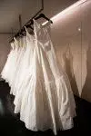 Дизайнер свадебных платьев Амсейл Аберра выбрала платье для Меган Маркл 38221_9
