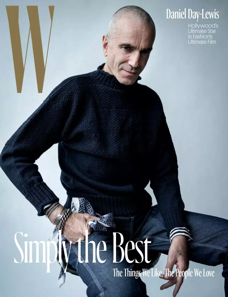 Դենիել Դեյ-Լյուիսը լուսաբանում է W Magazine-ի տոնական թողարկումը