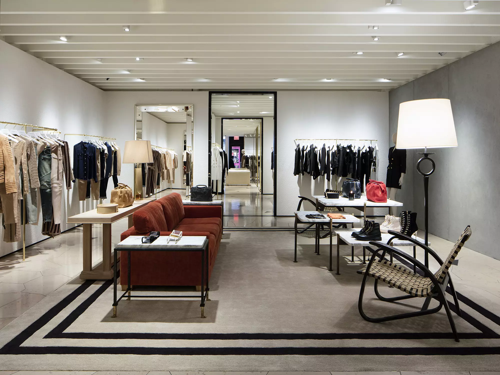 Balmain deschide primul flagship din SUA