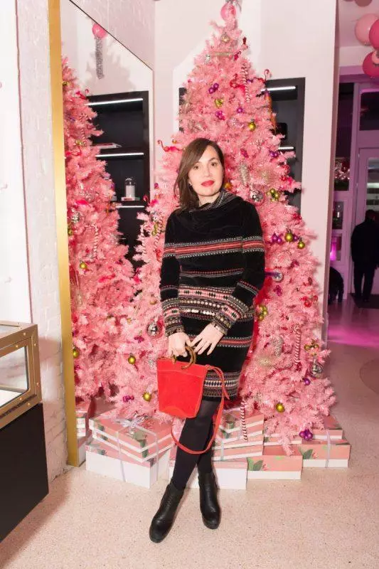 Laure Heriard Dubreuil Rings in the Holiday Season at The Webster Soho 38426_4