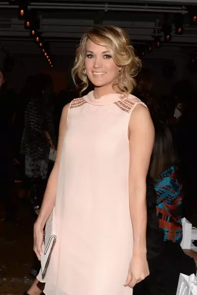 Carrie Underwood== Peter Som Fall 2014 Fashion Show== Milk Studios, NYC== 7 lutego 2014== ©Patrick McMullan== Zdjęcie - Clint Spaulding/PatrickMcMullan.com== ==