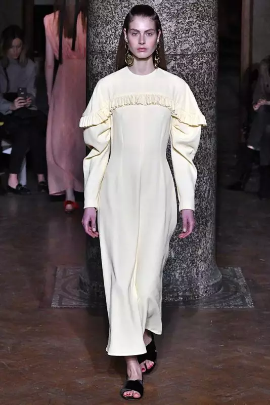The Best of London Fashion Week, Part 1 38883_85