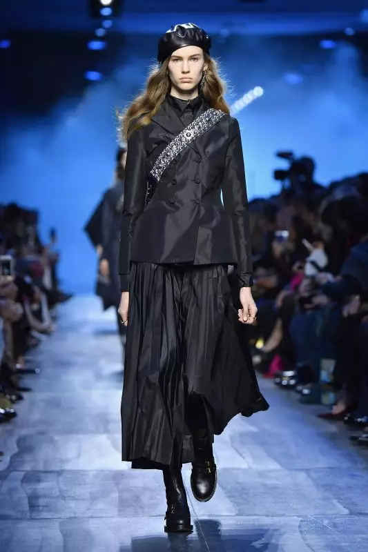 Maria Grazia Chiuri se blou tydperk: Christian Dior herfs/winter 2017 38919_14