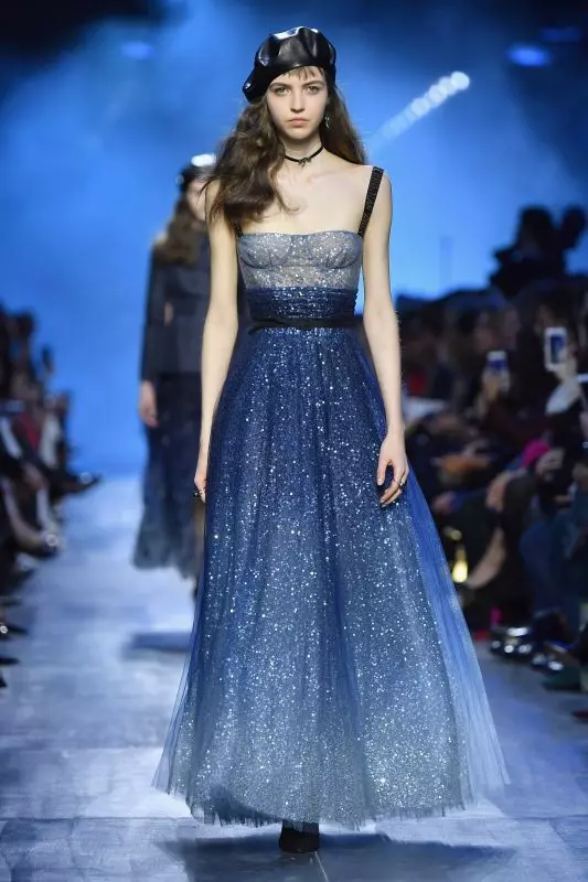 Maria Grazia Chiuri'nin Mavi Dönemi: Christian Dior Sonbahar/Kış 2017 38919_3