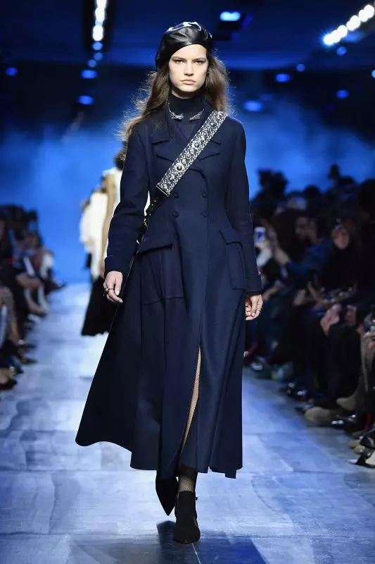 Maria Grazia Chiuri se blou tydperk: Christian Dior herfs/winter 2017 38919_40