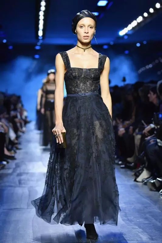 Maria Grazia Chiuri'nin Mavi Dönemi: Christian Dior Sonbahar/Kış 2017 38919_58