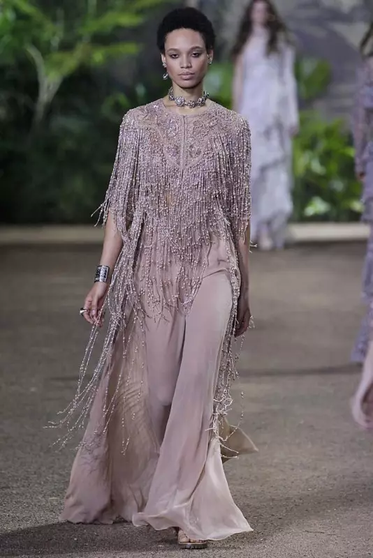 Elie Saab Haute Couture Frühjahr 2016 39064_30