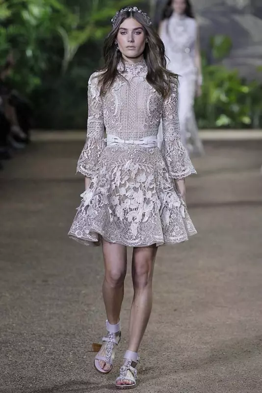 Elie Saab Haute Couture Fréijoer 2016 39064_33